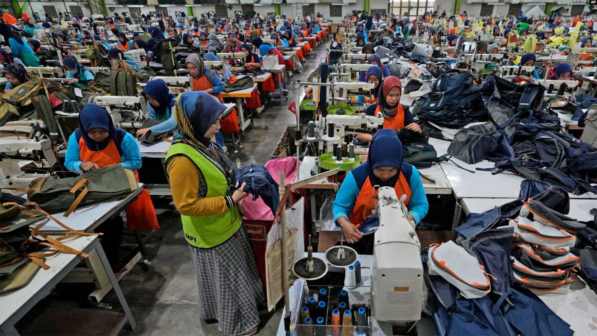 Produk Impor dari Tiongkok Hantam Industri Dalam Negeri - Jurnal Terkini